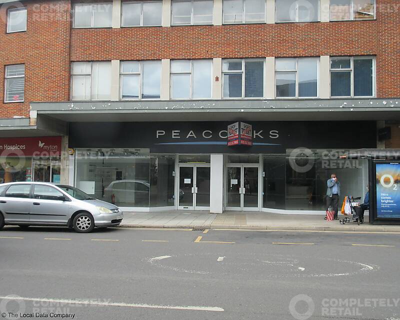 Shop to rent | 7 Church Street, Rugby, CV21 3PH | Completely Retail