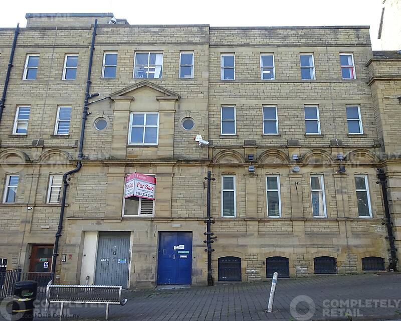 Shop to rent | 11a Great Horton Road, Bradford, BD7 1AA