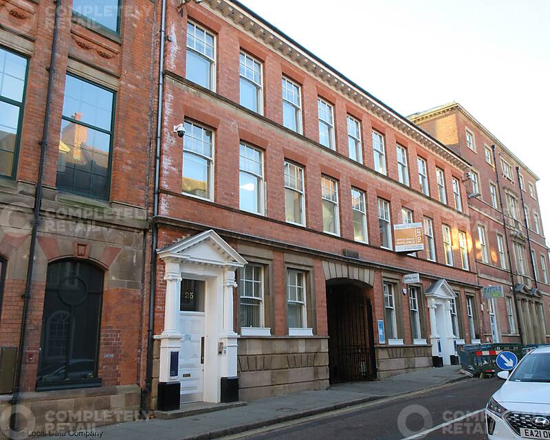 Shop to rent | 25-27 Castle Gate, Nottingham, NG1 7AR