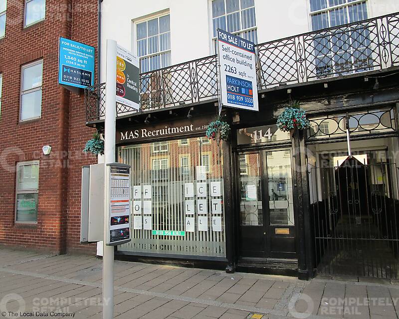 Shop to rent | 114 London Street, Reading, RG1 4SJ | Completely Retail