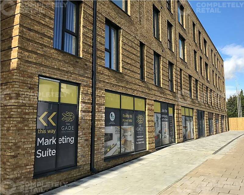 Shop to rent | 120-122 Marlowes, Hemel Hempstead, HP1 1DN