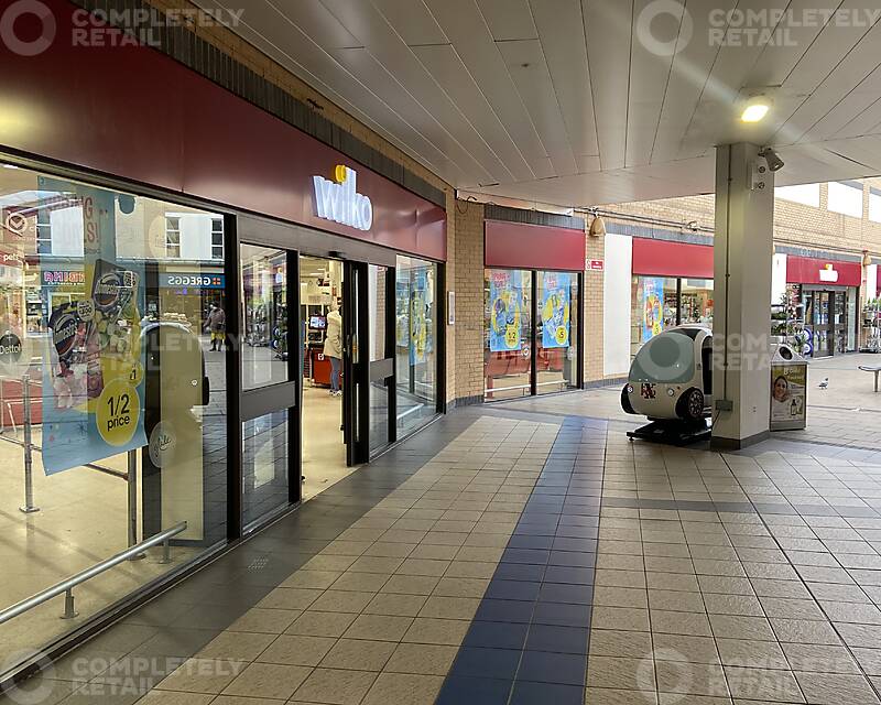 Shop to rent | Unit 13, Riverside Shopping Centre, Erith, DA8 1RG
