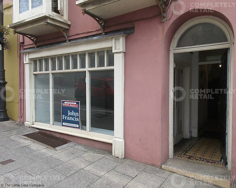 Shop to rent | 2 Castle Terrace, Pembroke, SA71 4LA