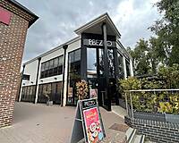 Shop to rent | 8 Market Place, Didcot, OX11 7LE | Completely Retail