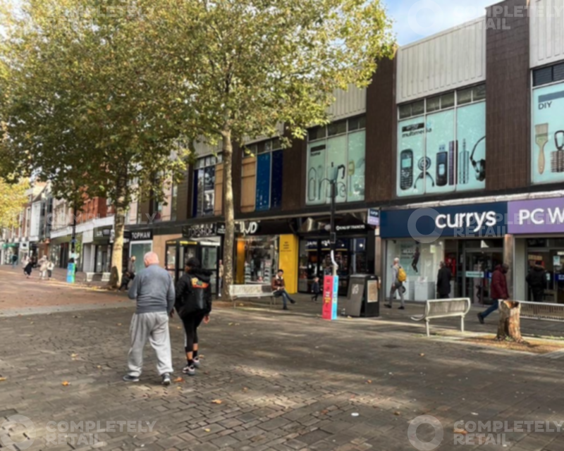 Shop to rent | 48-50 North End & 115-116 Whitgift Centre, North End ...