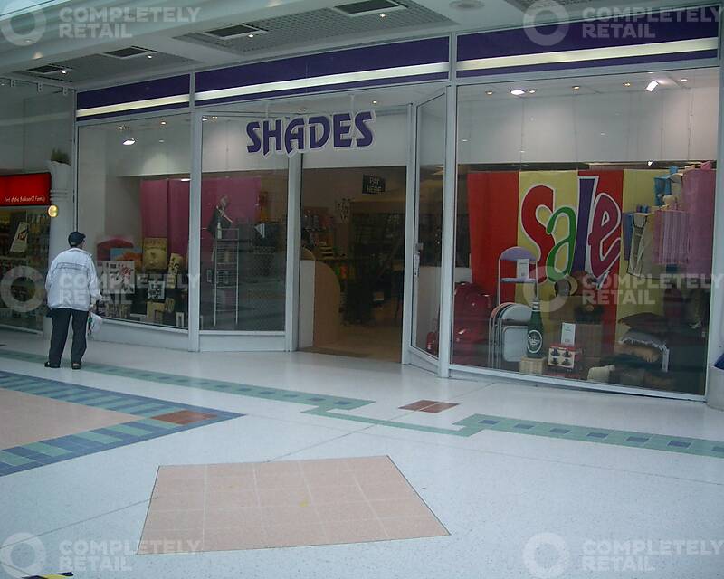 Shop to rent | Unit 25, Bandstand Mall, Victoria Place, Woking, GU21 ...