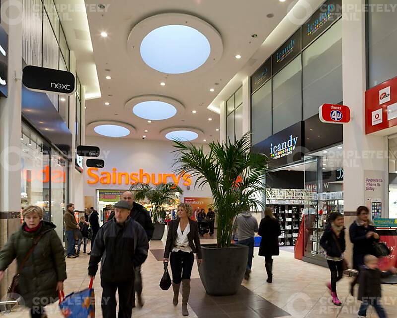 Shop to rent | 21, Jackson Square Shopping Centre, Bishop's Stortford ...