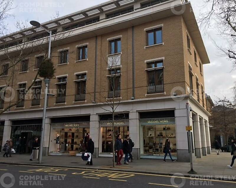 Shop to rent | 11 Duke of York Square, Chelsea, Greater London, SW3 4LY
