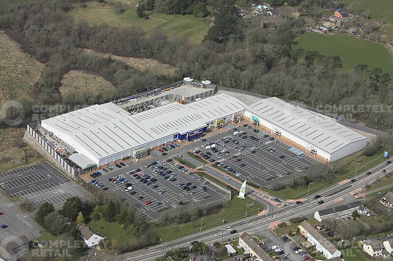 XPROP - Springfield Retail Park: Photography