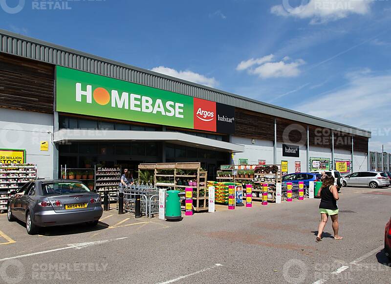 XPROP - Maidenhead Retail Park: Photography